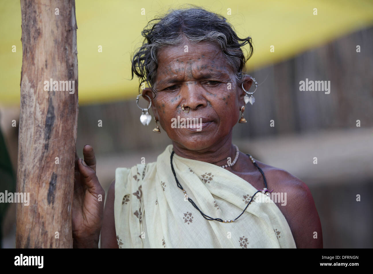 Rural old woman maharashtra india hi-res stock photography and images ...