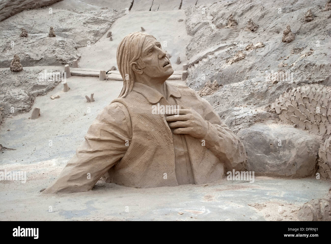 Sand figure hi-res stock photography and images - Alamy