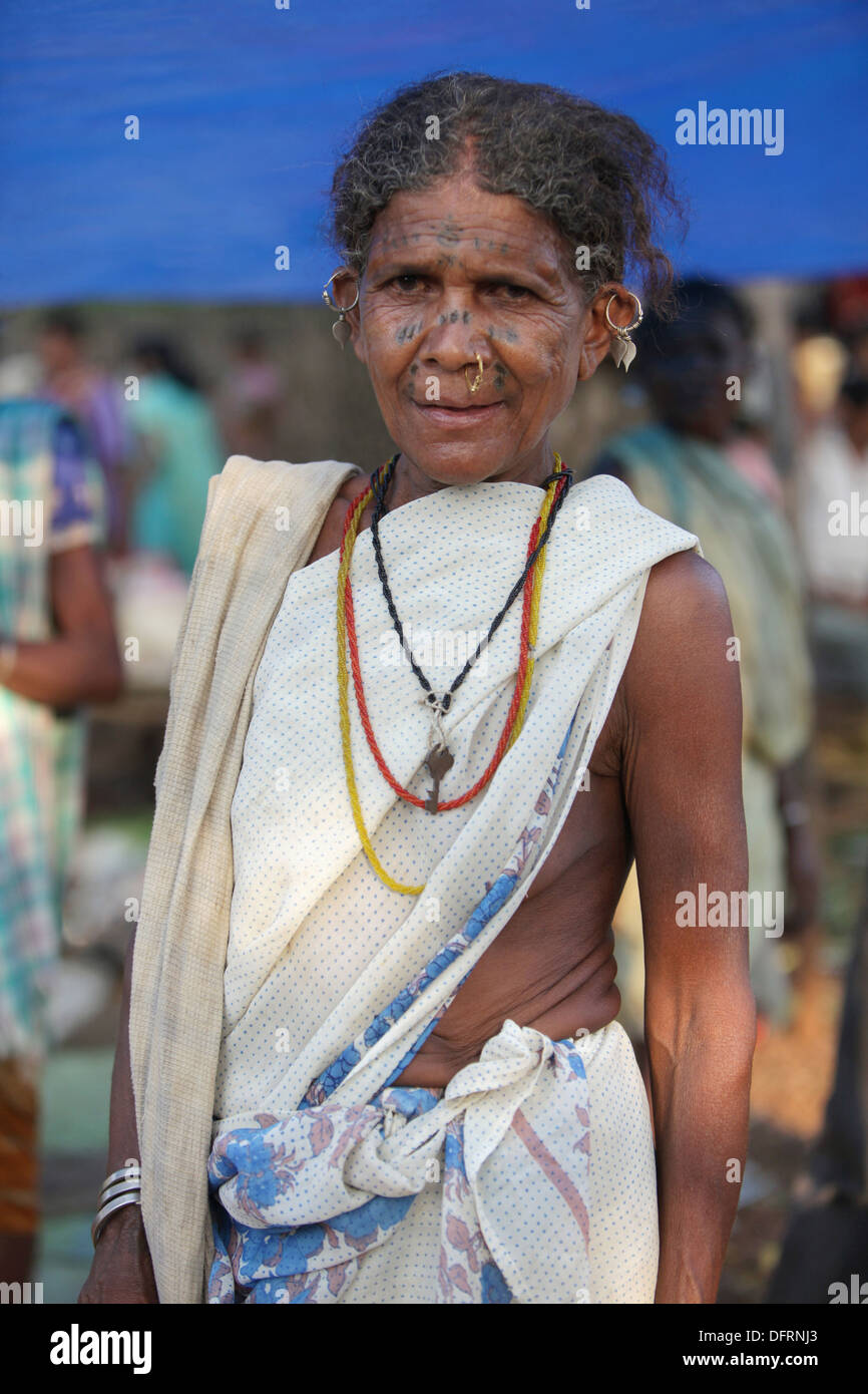 Portrait of a Madia tribe woman, Bhamragad, Maharashtra, India Stock ...