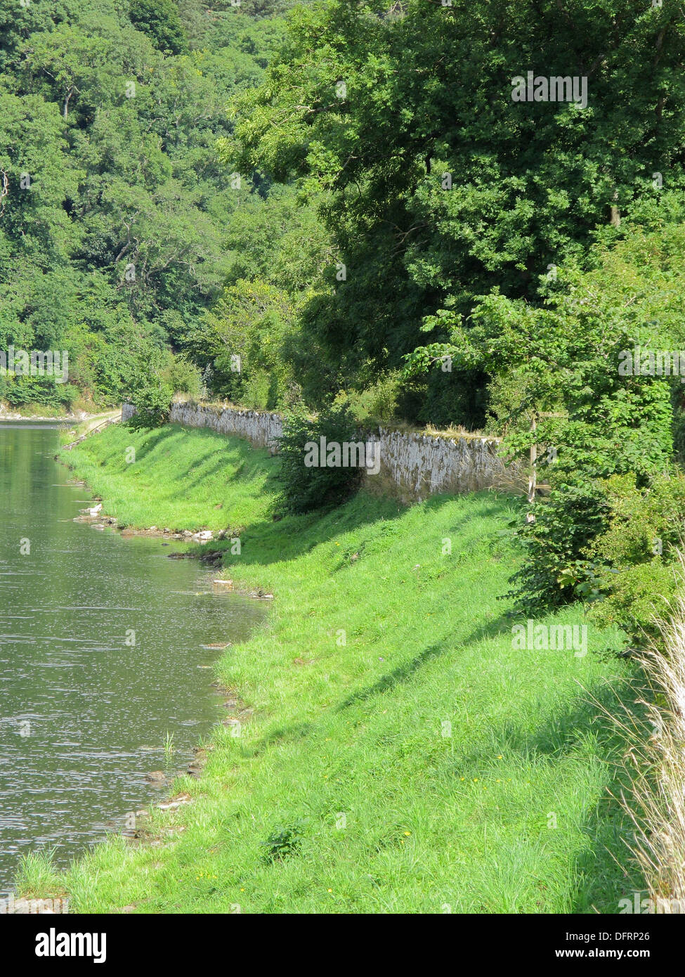 The Battery Flood Defense Wall (possibly medieval), River Tweed ...