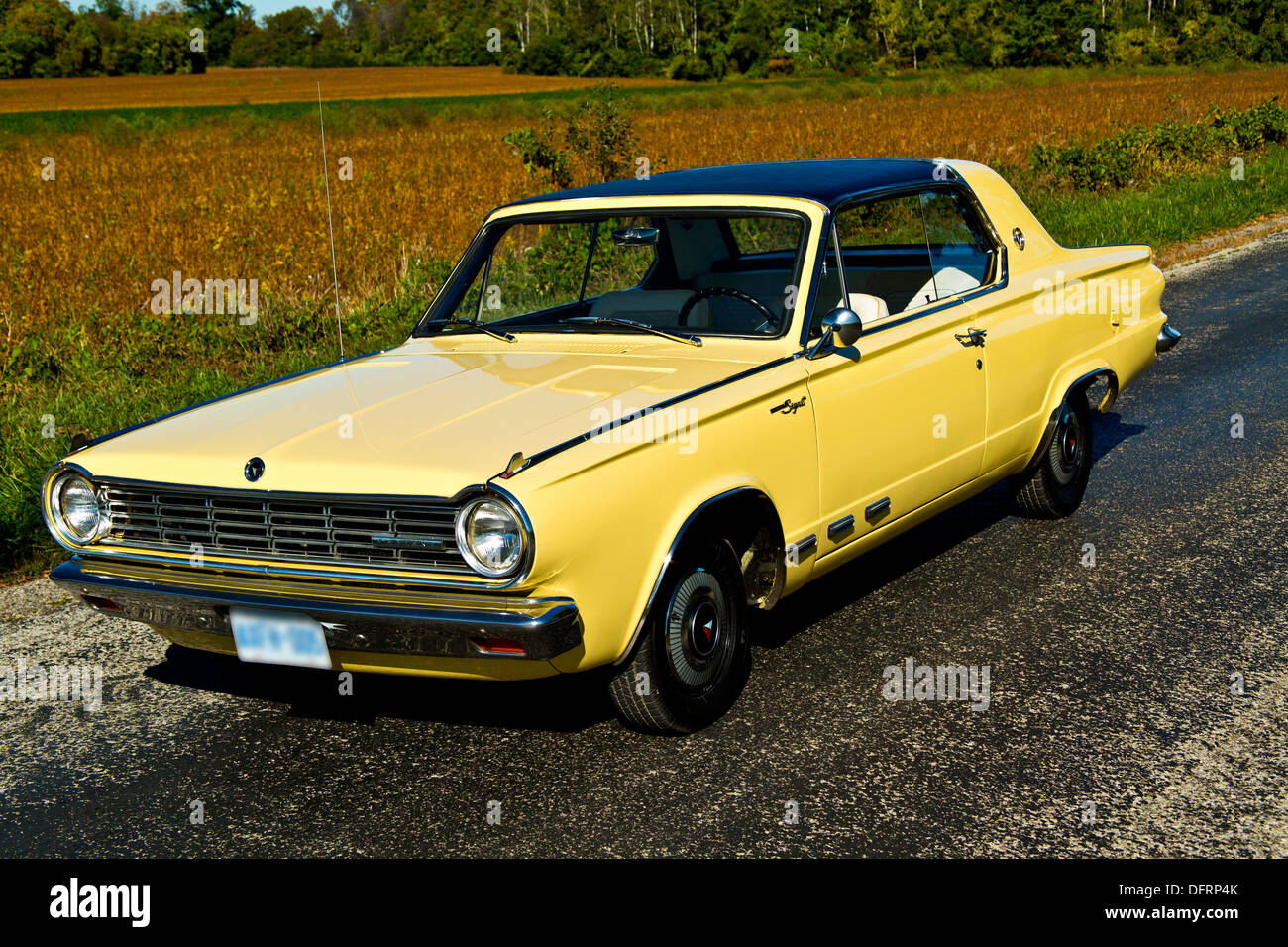 1965 plymouth valiant signet on hi-res stock photography and images - Alamy