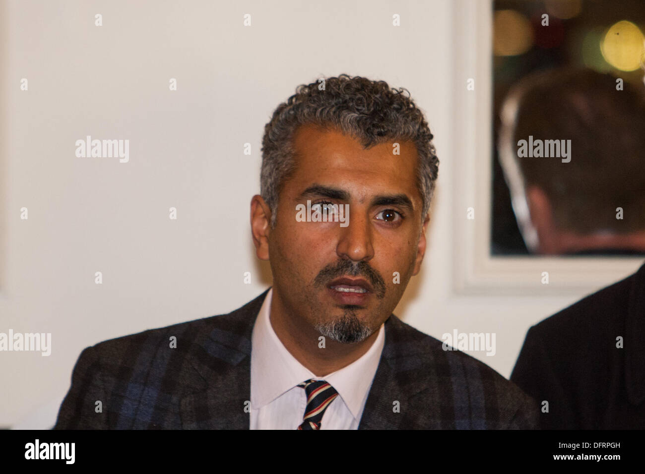 Edl maajid nawaz kevin carroll co founder edl far right hi-res stock ...