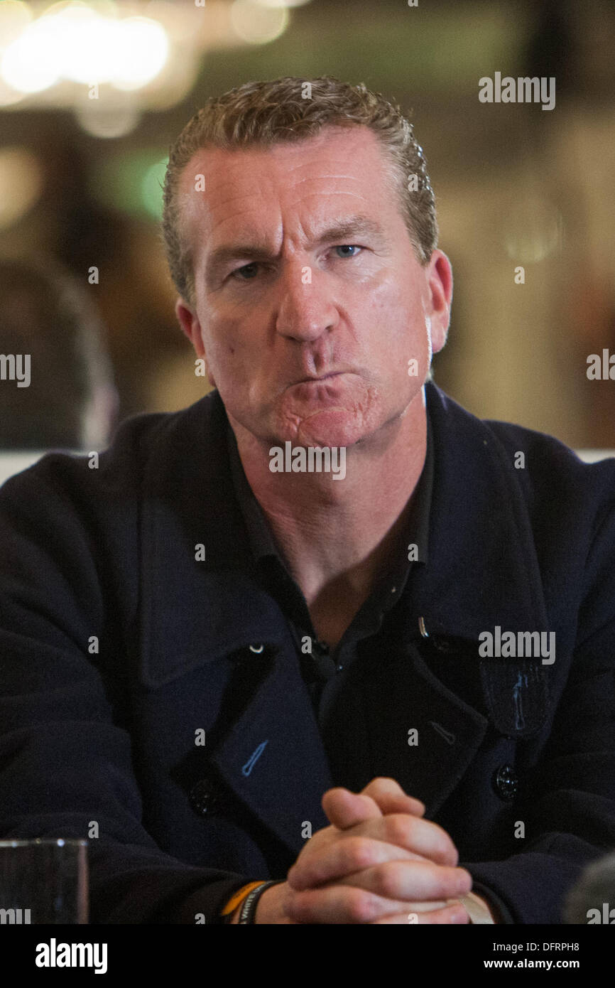 Leader of the english defence league hi-res stock photography and ...