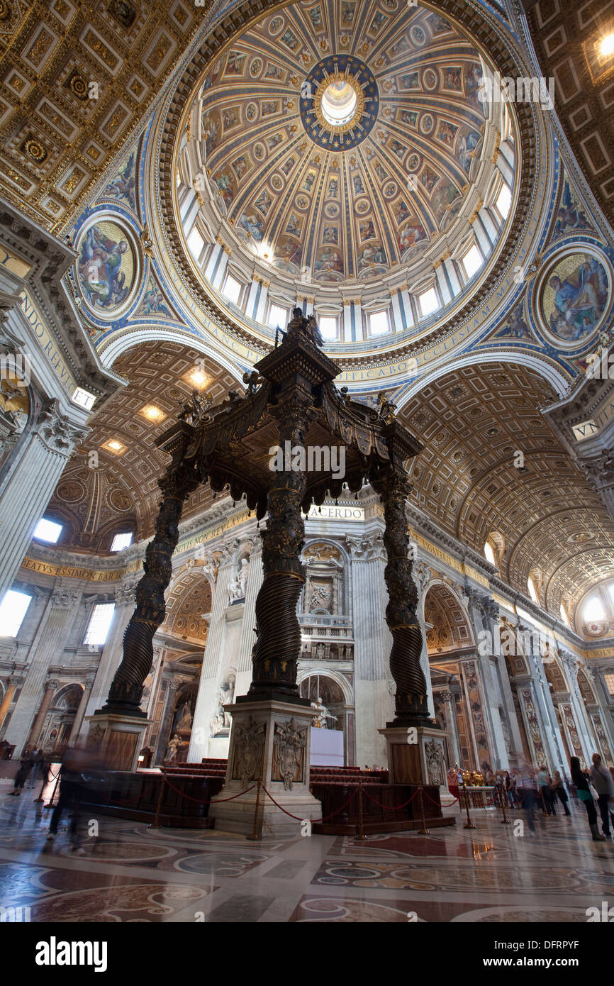 Baldachin by bernini hi-res stock photography and images - Alamy