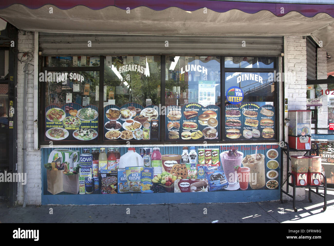 Grocery store window hi-res stock photography and images - Alamy