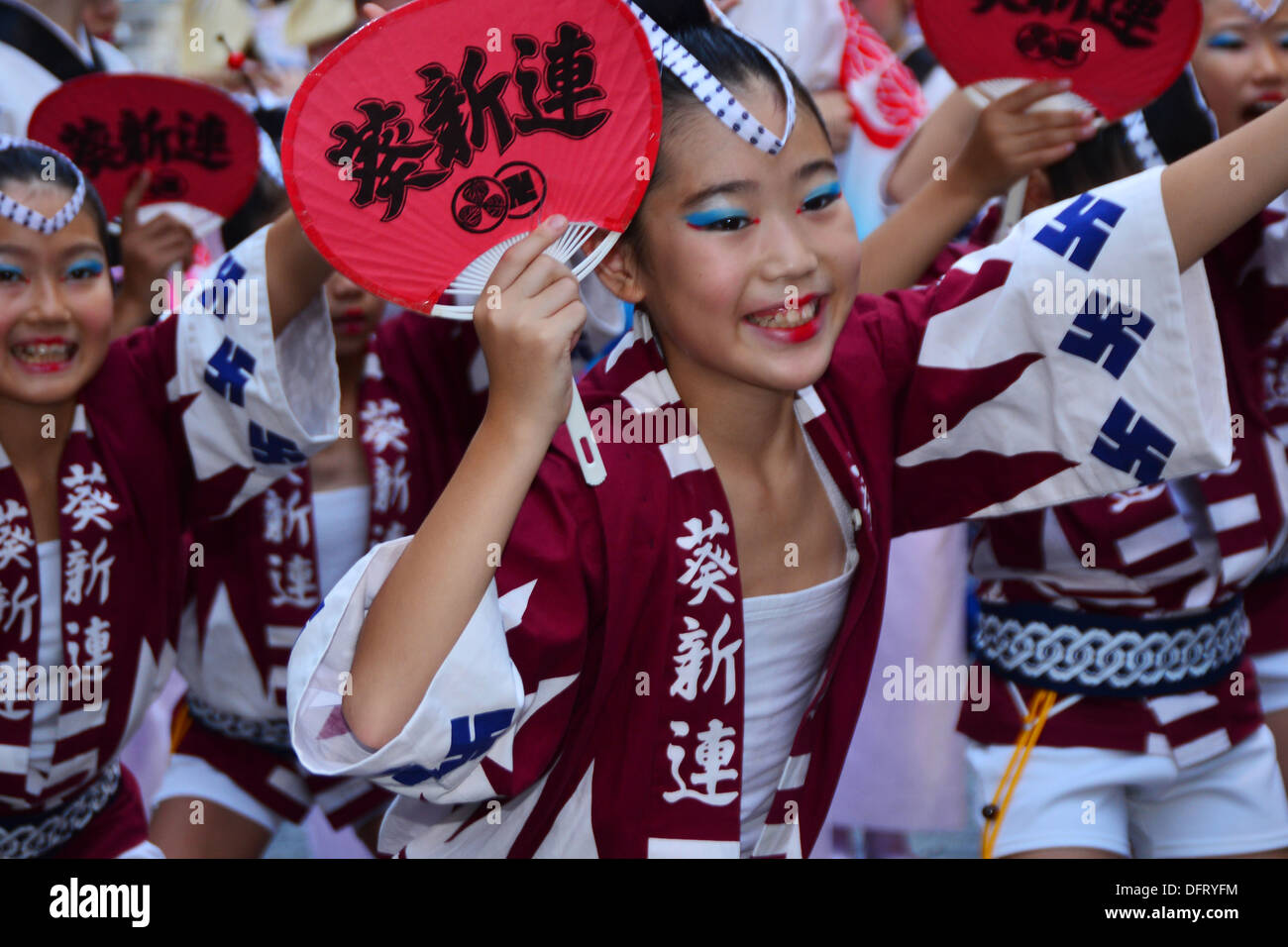 Japanese children dance hi-res stock photography and images - Alamy