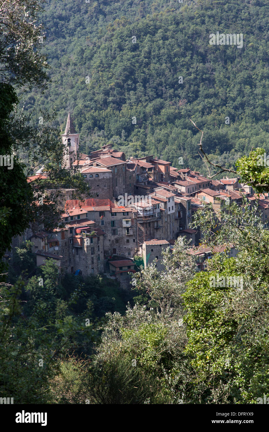 Village apricale liguria italy hi-res stock photography and images - Alamy
