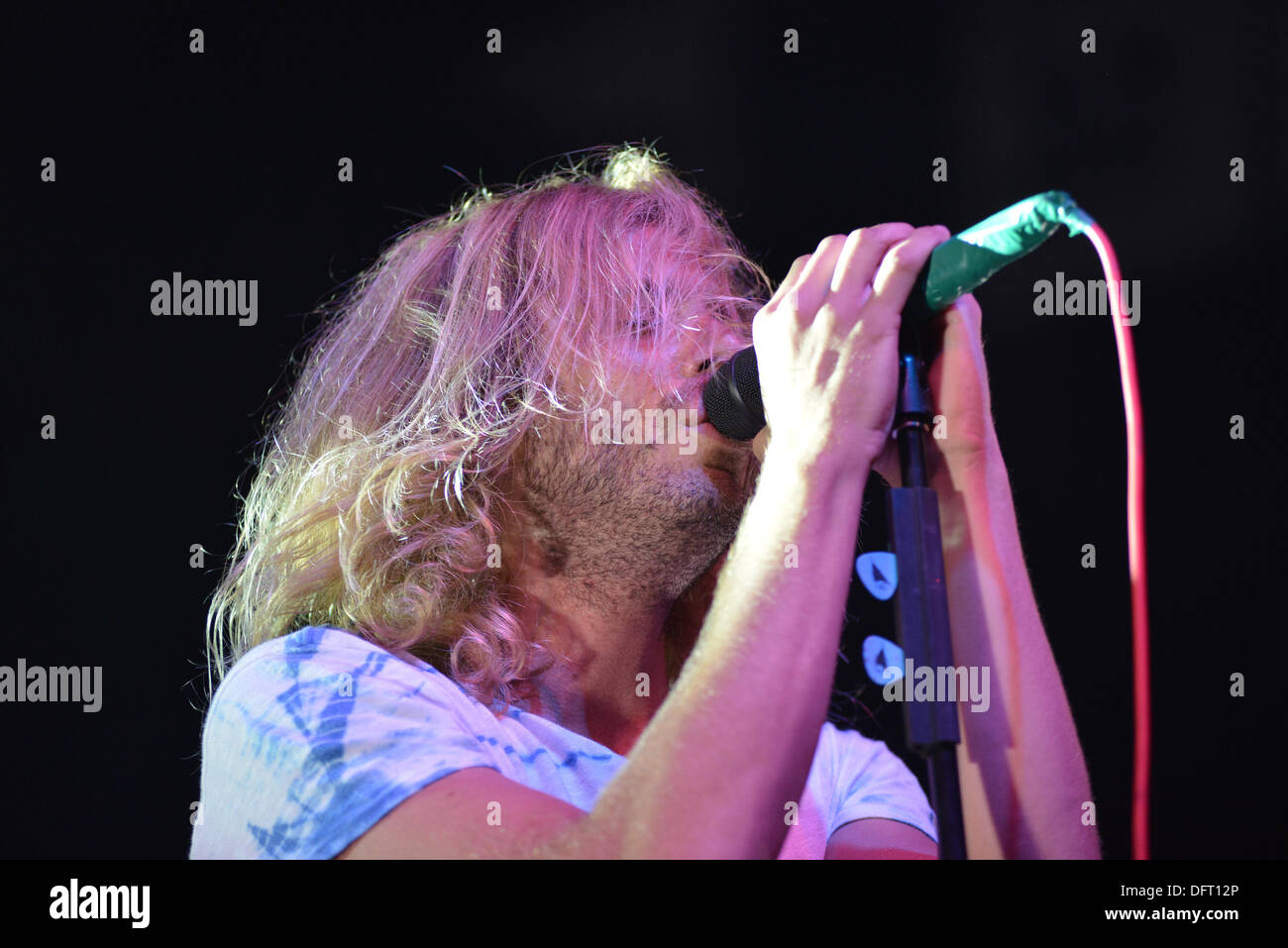 Norfolk, Virginia, USA. 4th Oct, 2013. Lead singer AARON BRUNO of ...