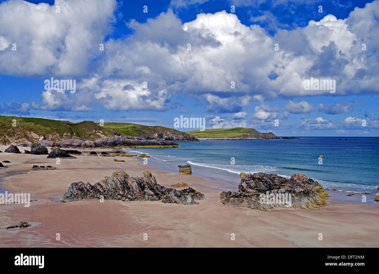 Wild small beach rocks waves hi-res stock photography and images - Alamy