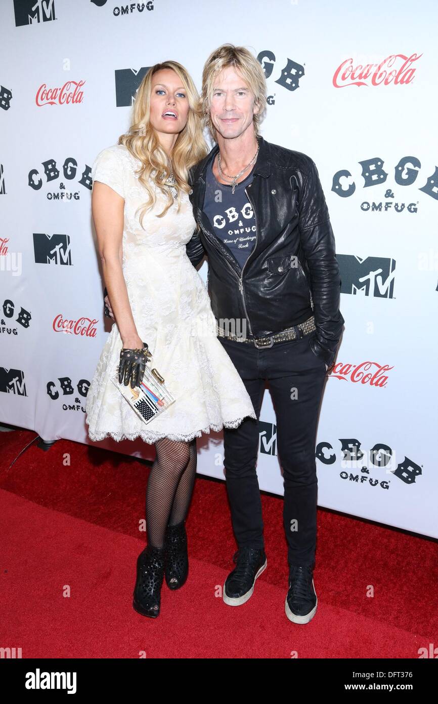 Duff mckagan and susan holmes hi-res stock photography and images - Alamy
