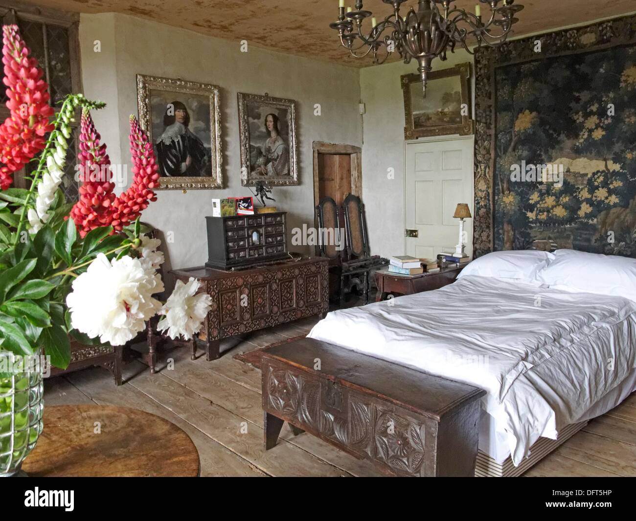 Restoration house rochester hi-res stock photography and images - Alamy