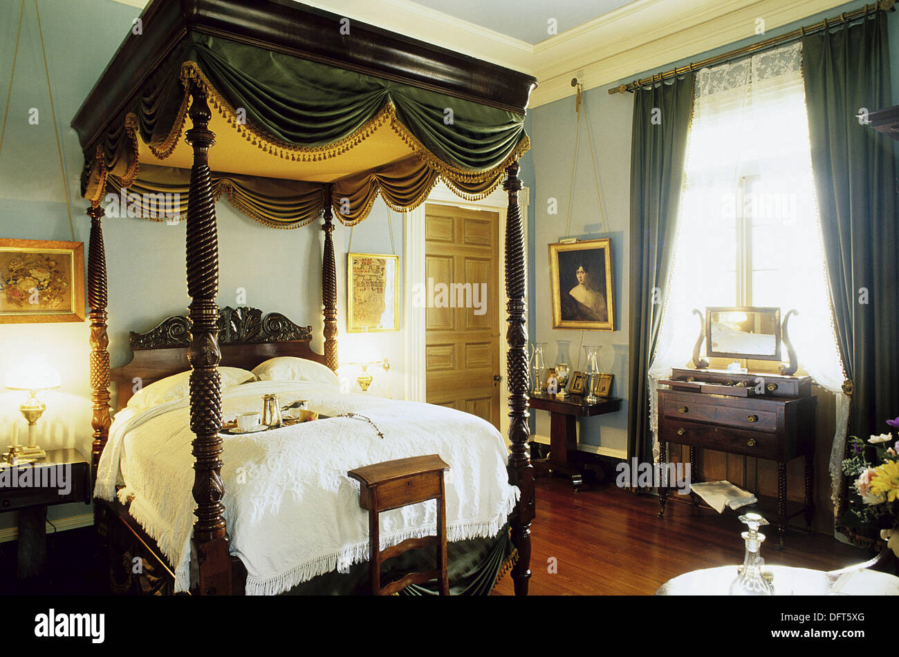 19th century house indoors hi-res stock photography and images - Alamy