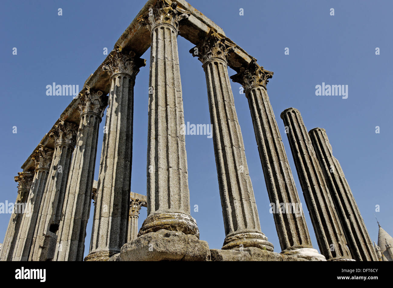 Columns of roman temple remains hi-res stock photography and images - Alamy
