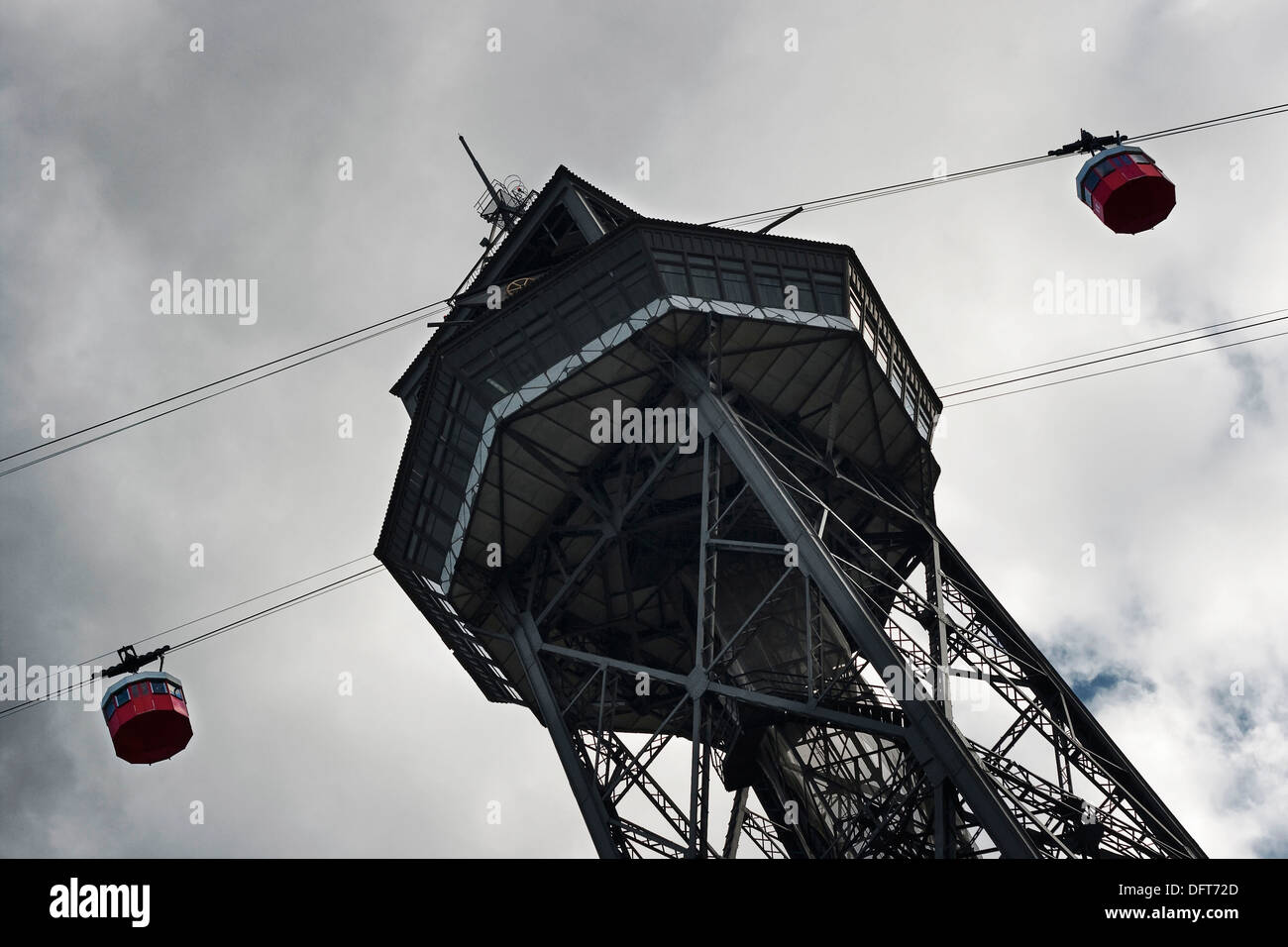 Arribant hi-res stock photography and images - Alamy