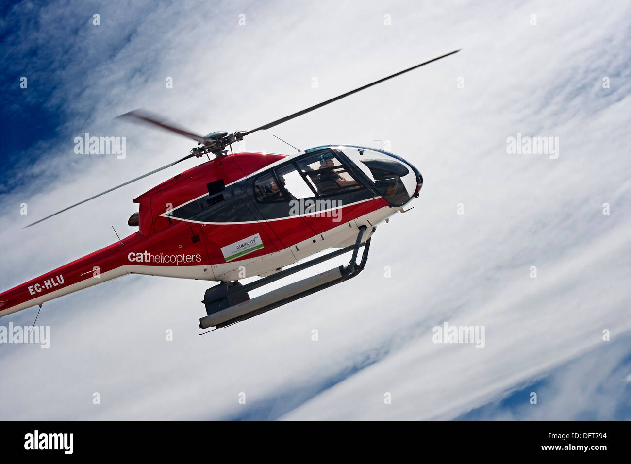 Red flying helicopter hi-res stock photography and images - Alamy
