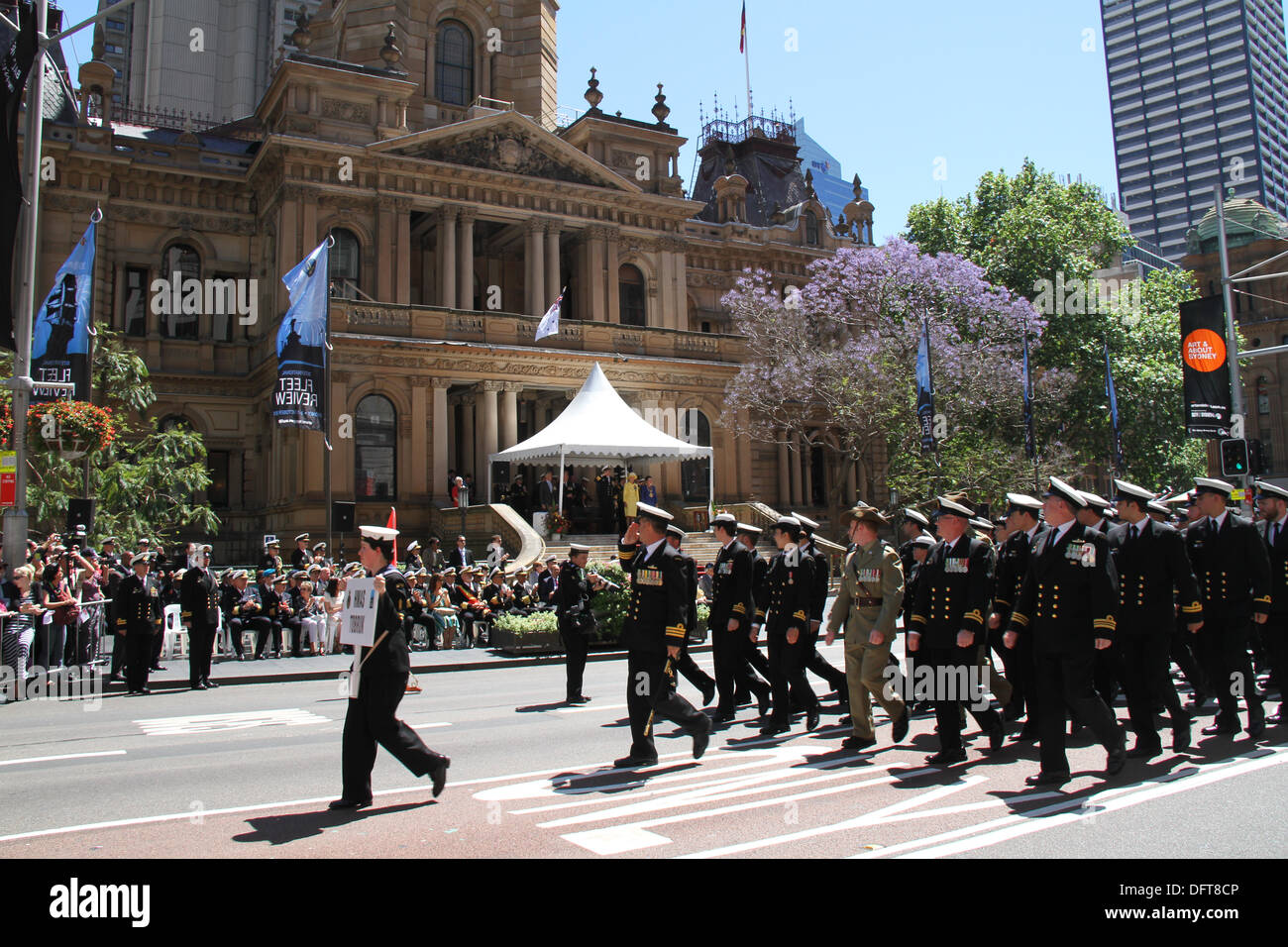 Royal australian navy officer hi-res stock photography and images - Alamy