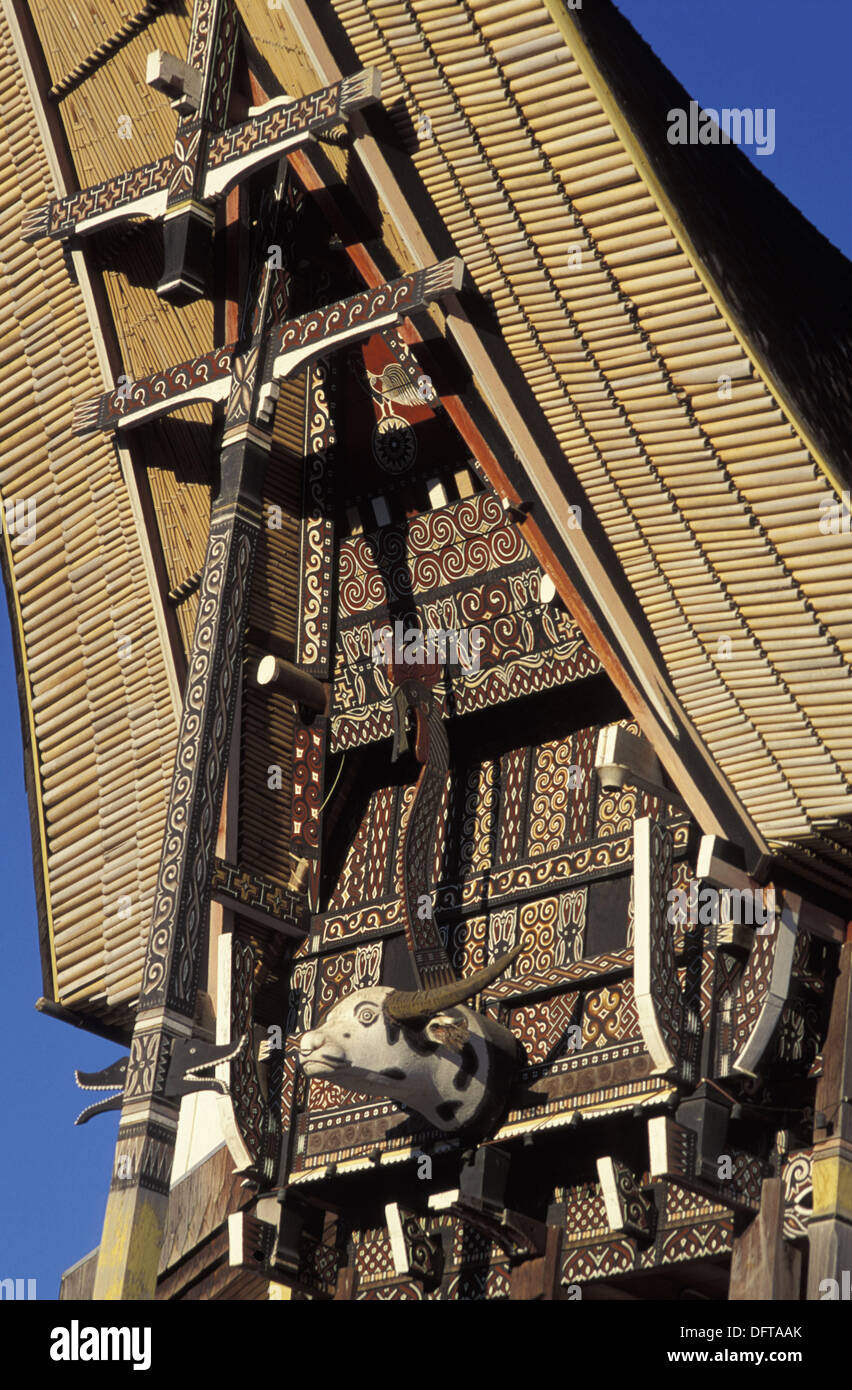 Typical toraja house hi-res stock photography and images - Alamy