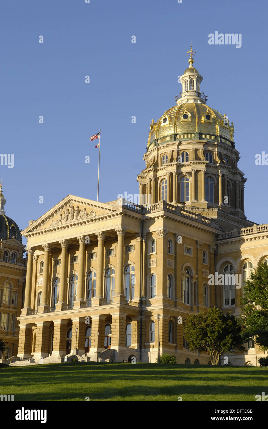 State capitol building iowa hi-res stock photography and images - Alamy