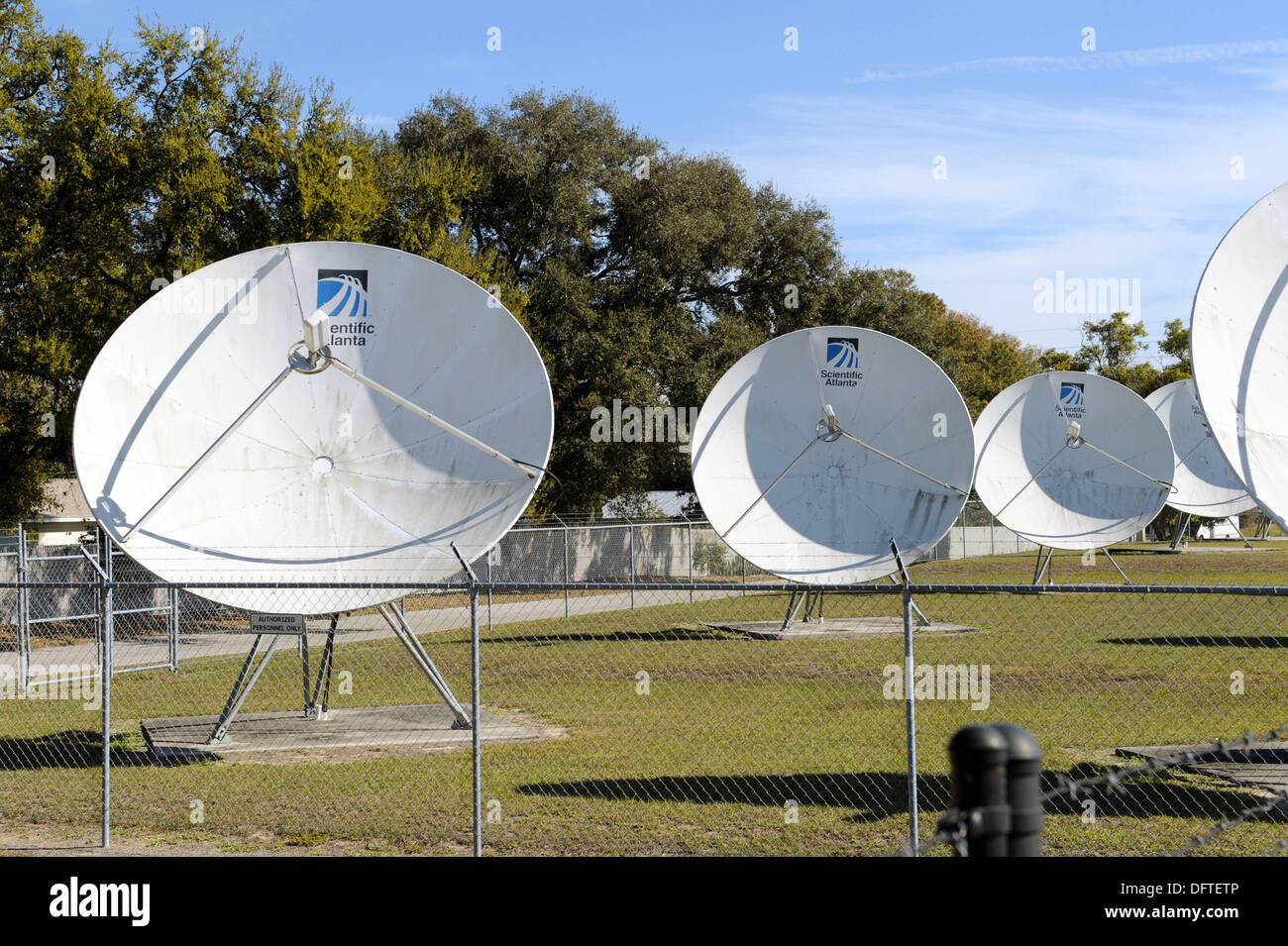 Satellite television dishes hi-res stock photography and images - Alamy