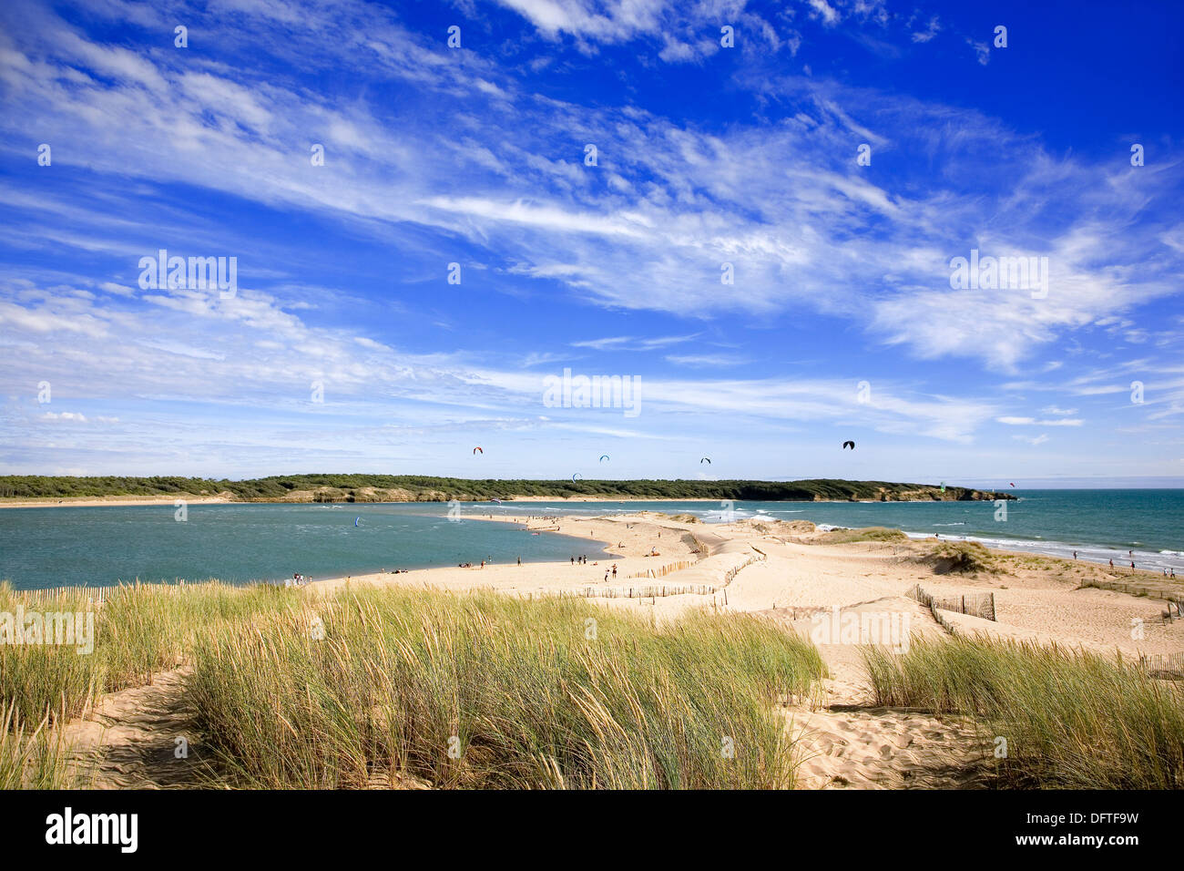 Beach veillon hi-res stock photography and images - Alamy