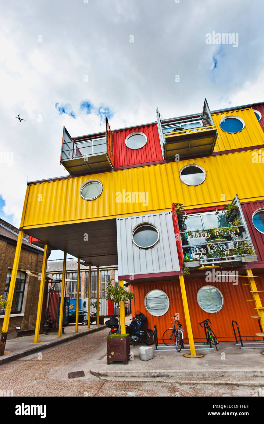Container city trinity buoy wharf hi-res stock photography and images ...