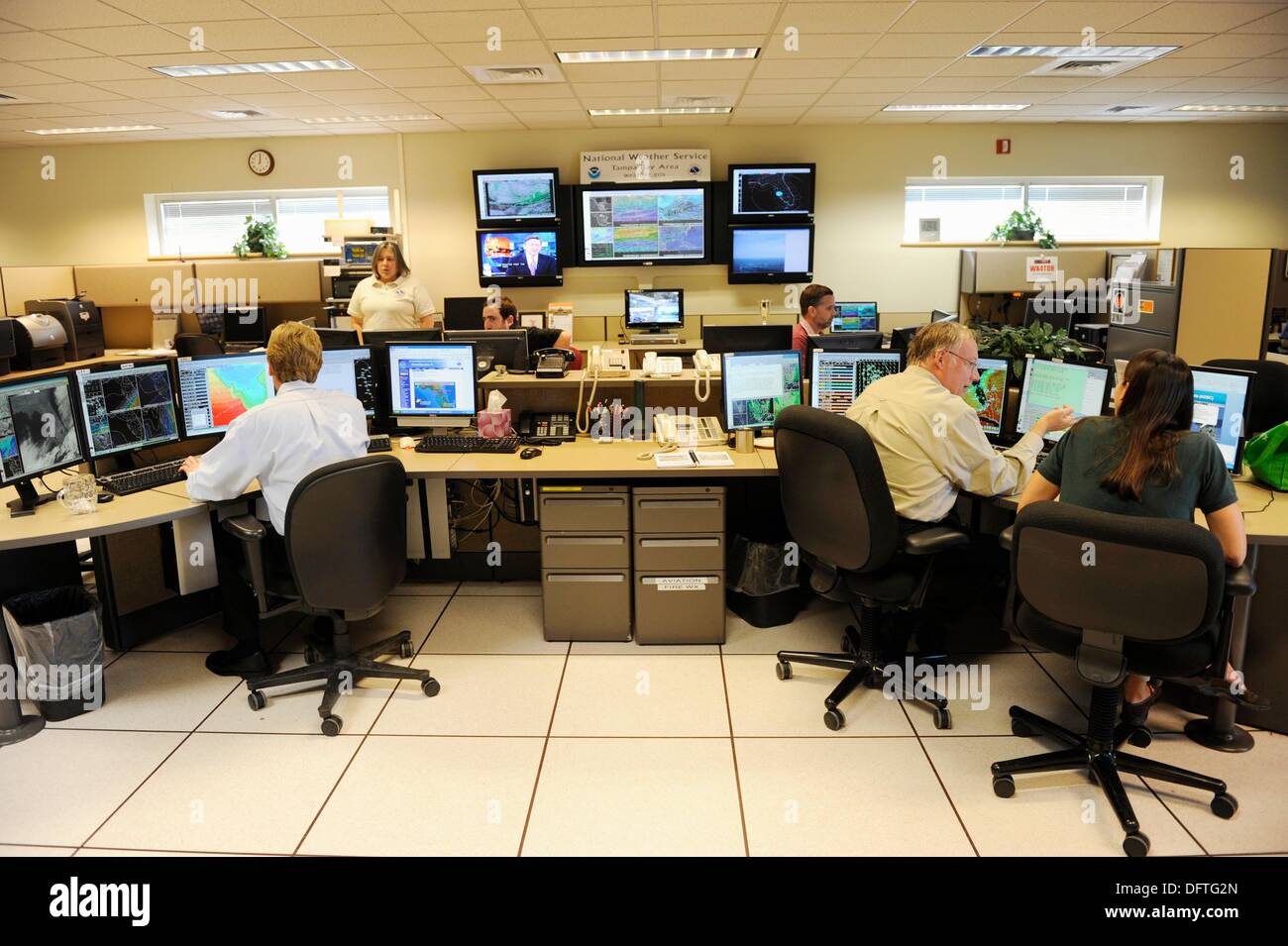 Doppler radar storm screen hi-res stock photography and images - Alamy