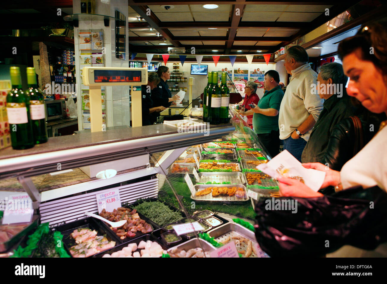 Dutch fish stall, near food Hallen, in Oud-West, Amsterdam Stock Photo ...
