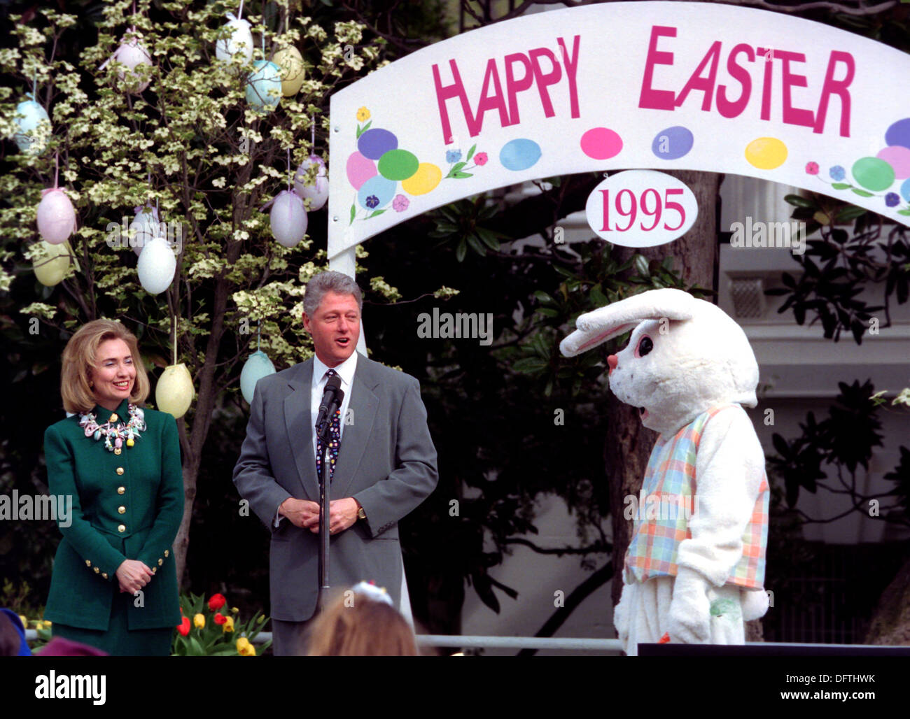 Us President Bill Clinton Easter Stock Photos & Us President Bill ...