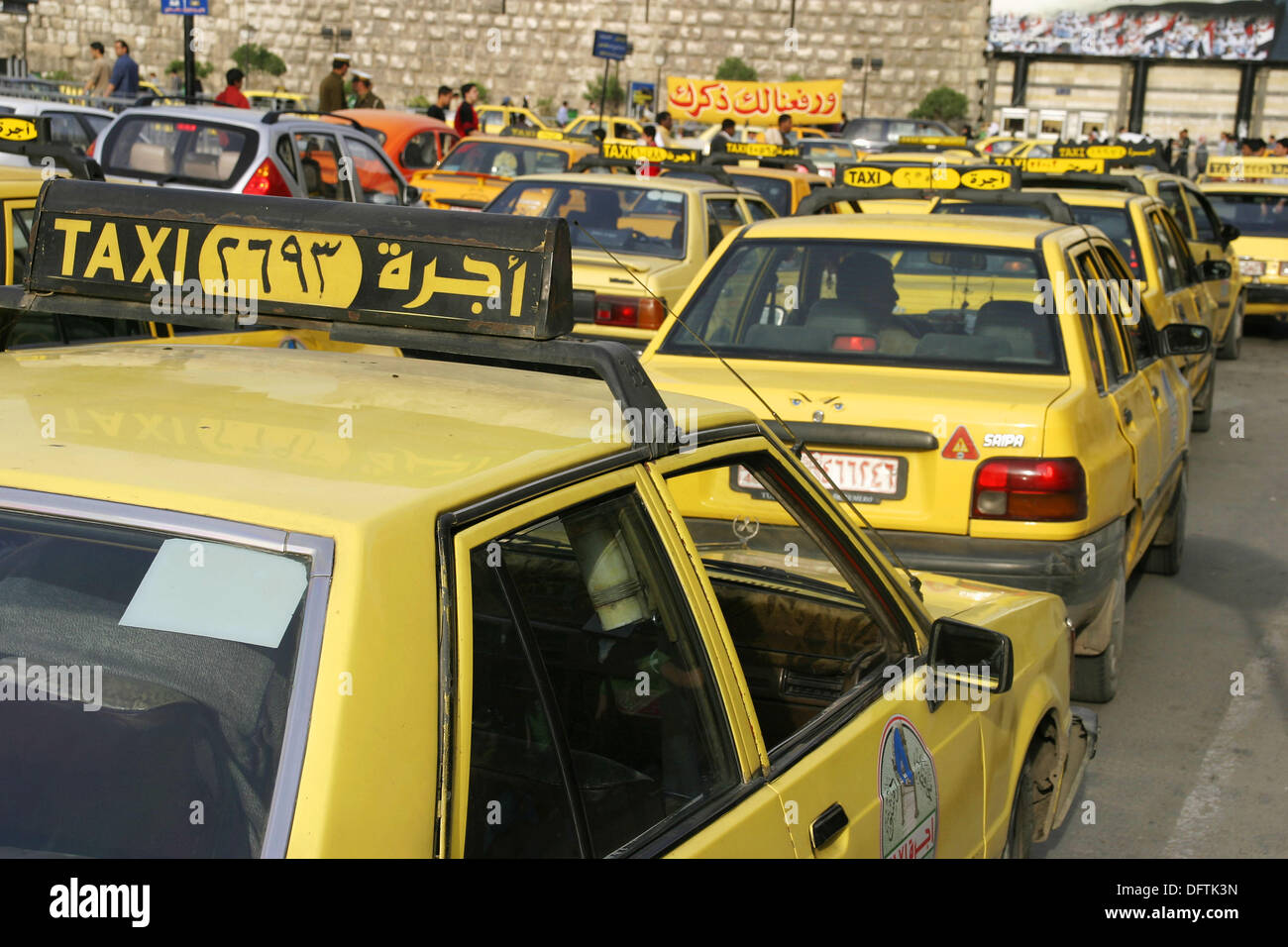 Car damascus syria taxi hi-res stock photography and images - Alamy
