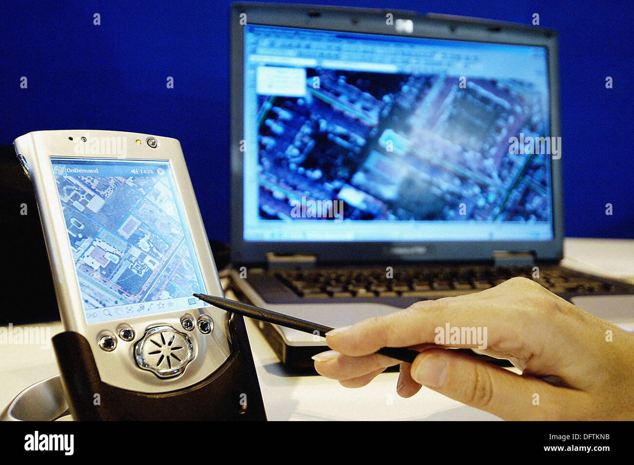 Cartography software hi-res stock photography and images - Alamy