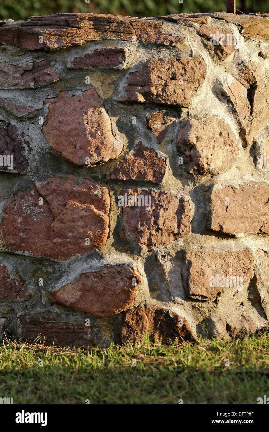 Rustic water well Stock Photo - Alamy