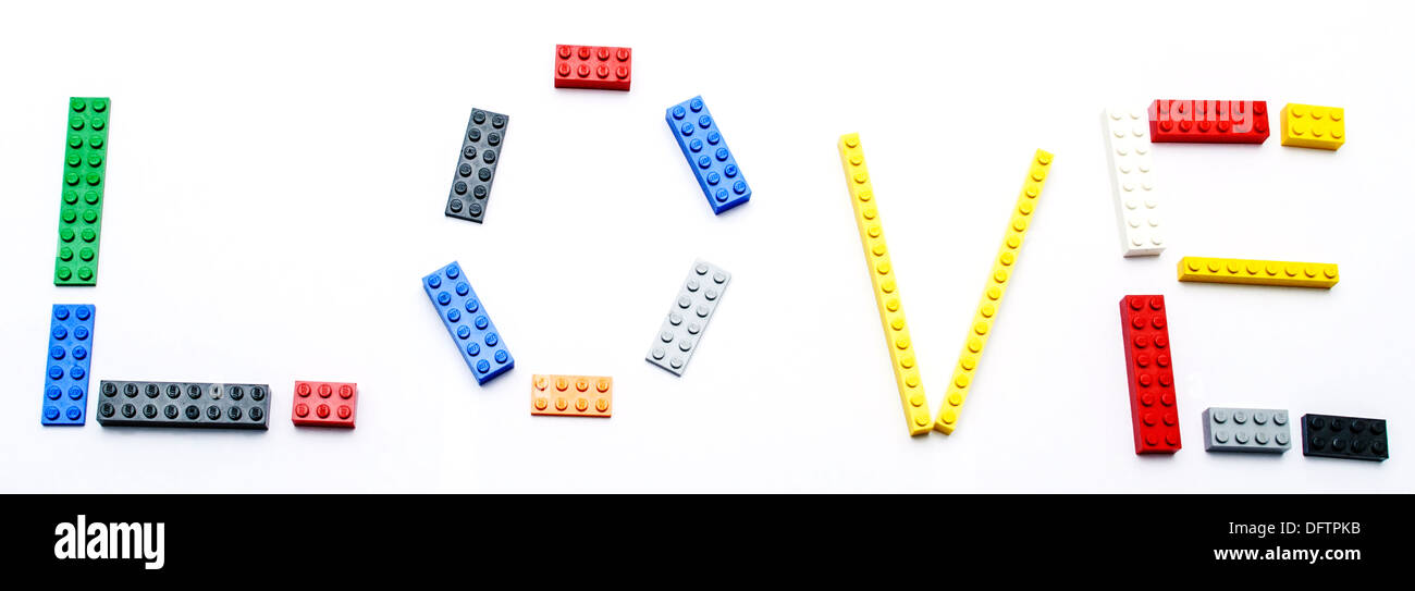 Building blocks childs hi-res stock photography and images - Alamy