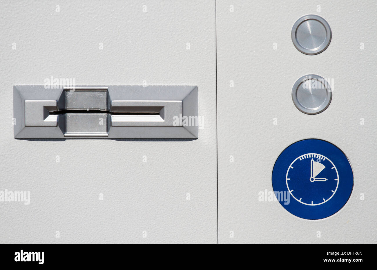 Parking ticket machines hi-res stock photography and images - Alamy