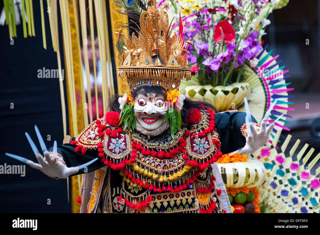 Colourful costume at a Barong dance, Ubud, Bali, Indonesia Stock Photo ...
