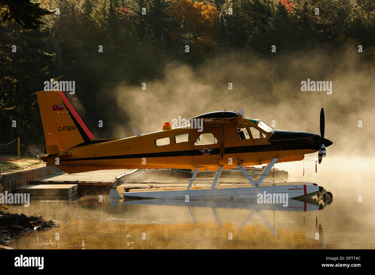 Smoke lake algonquin provincial park hi-res stock photography and ...