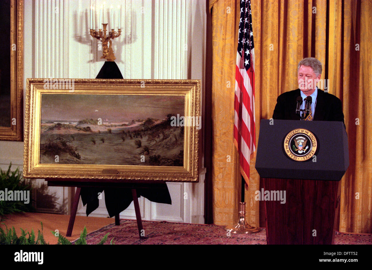 US President Bill Clinton during the unveiling of the painting 'Sand ...