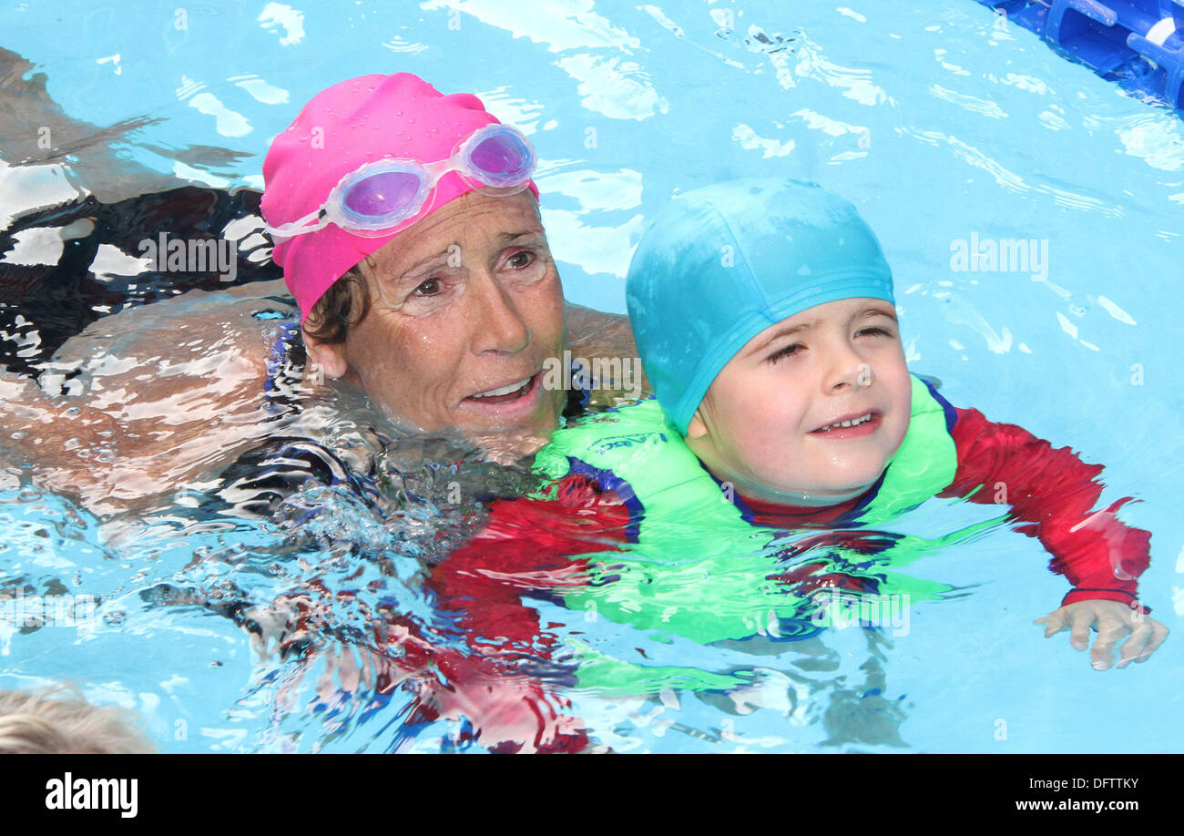 New York, New York, USA. 8th Oct, 2013. Swimmer DIANE NYAD swims with ...