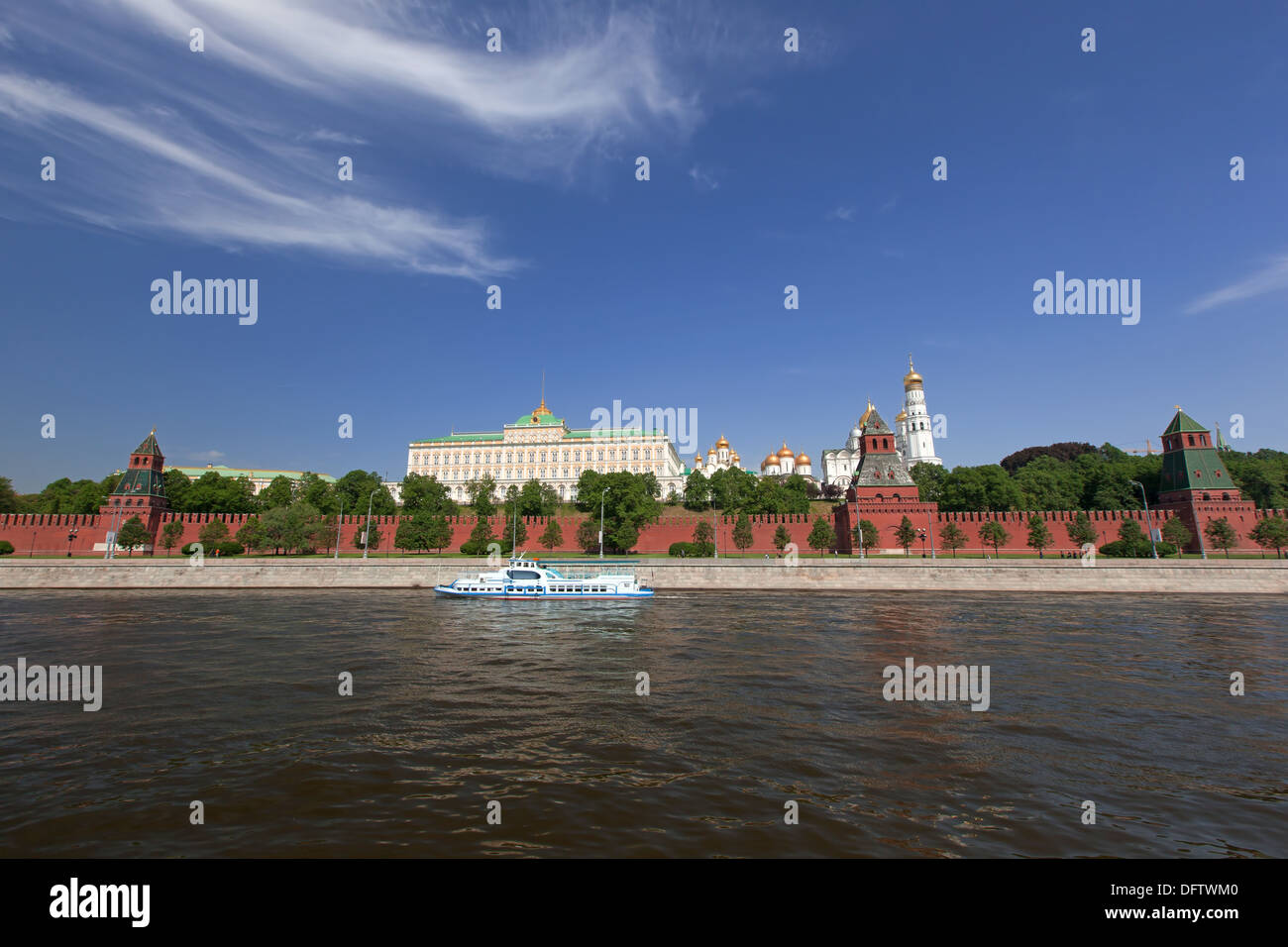 Moskva river moscow cruise hi-res stock photography and images - Alamy