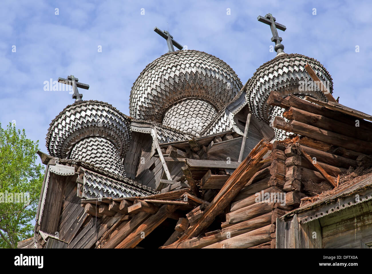 Old log church museum hi-res stock photography and images - Alamy