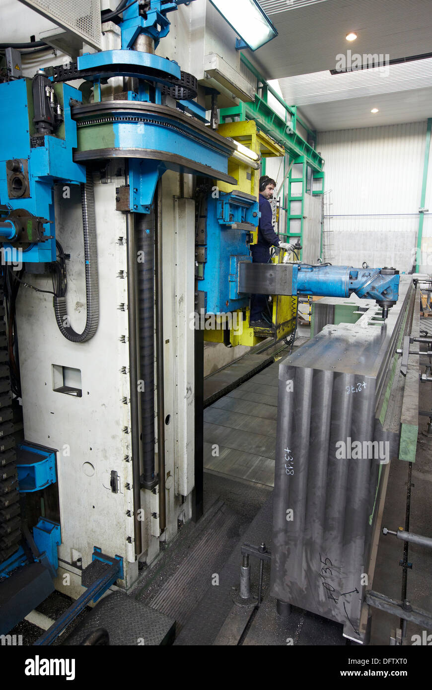 Boilermaking hi-res stock photography and images - Alamy