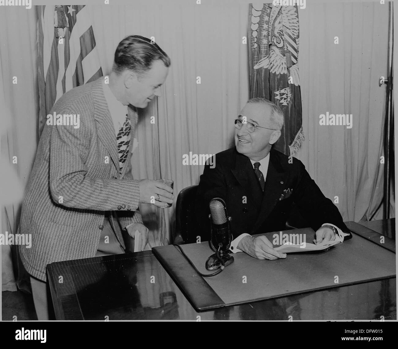 President harry truman desk hi-res stock photography and images - Alamy