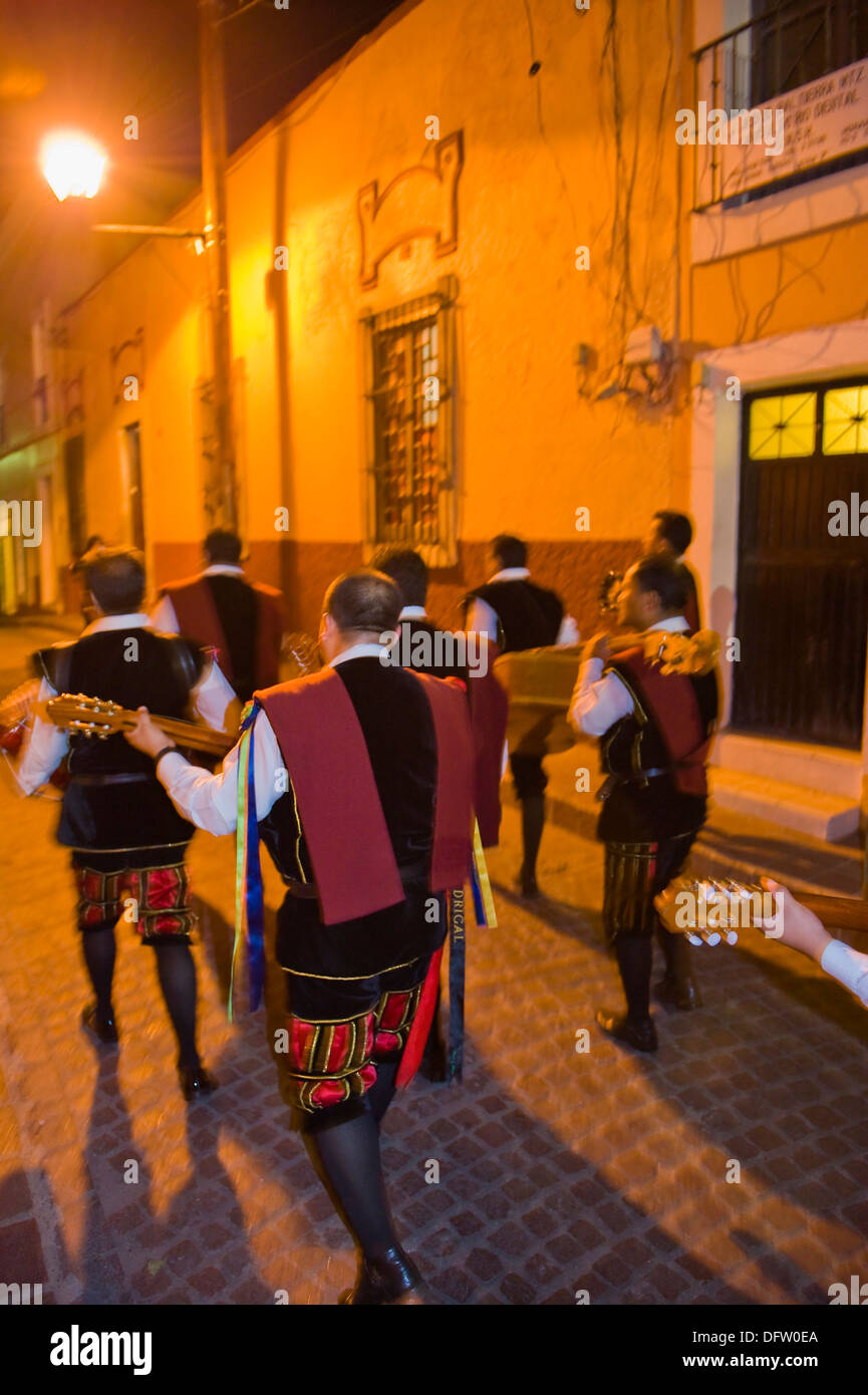 Strolling Minstrel High Resolution Stock Photography and Images - Alamy