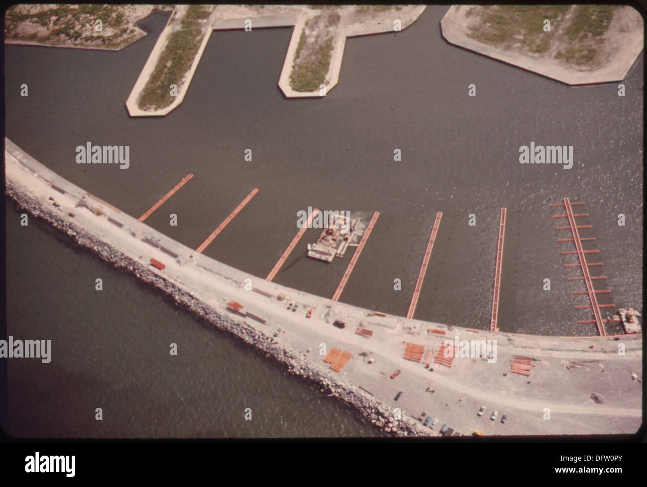 This photograph shows the construction of a recreation and boating area ...