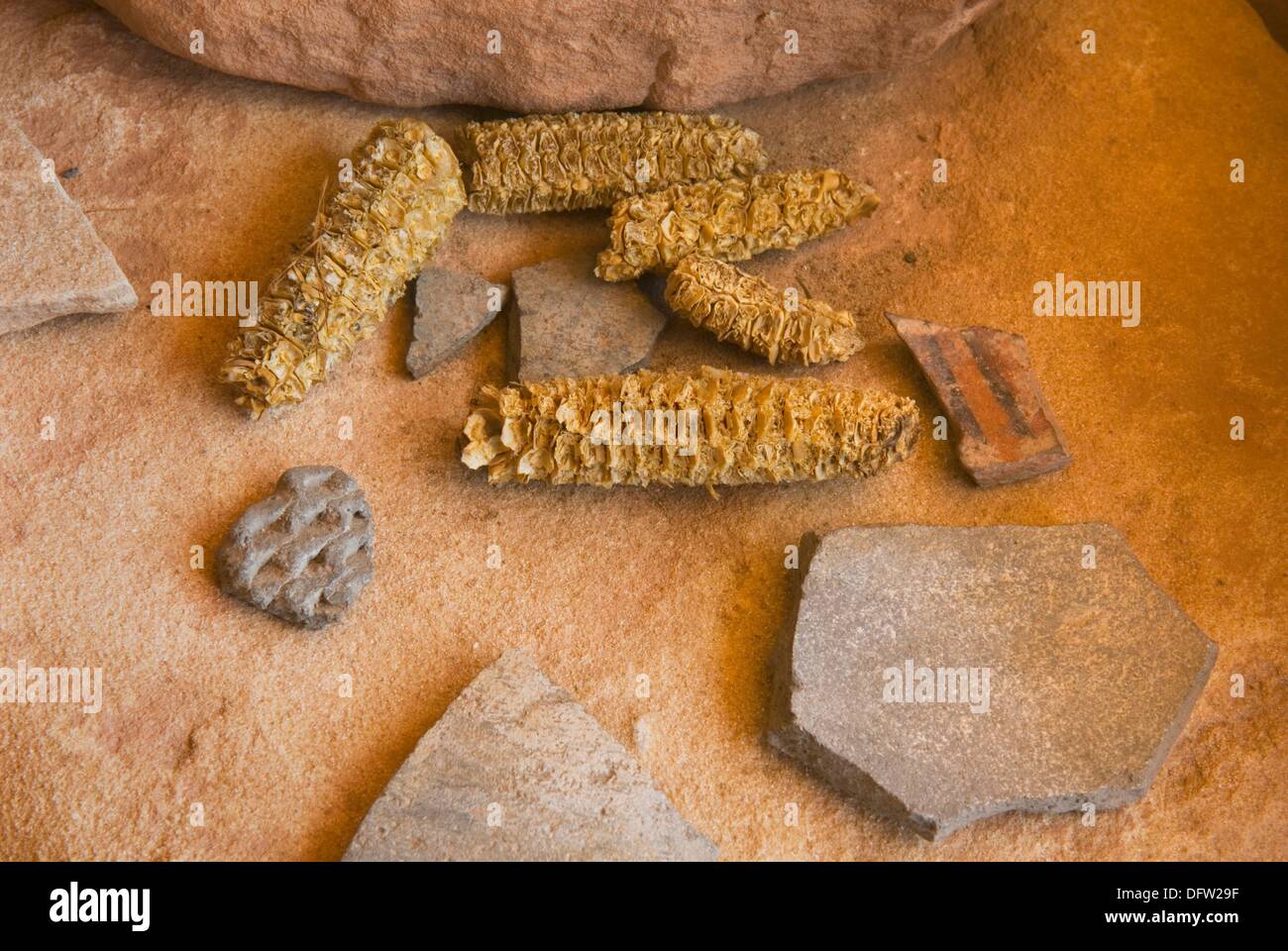Primitive pottery hi-res stock photography and images - Alamy