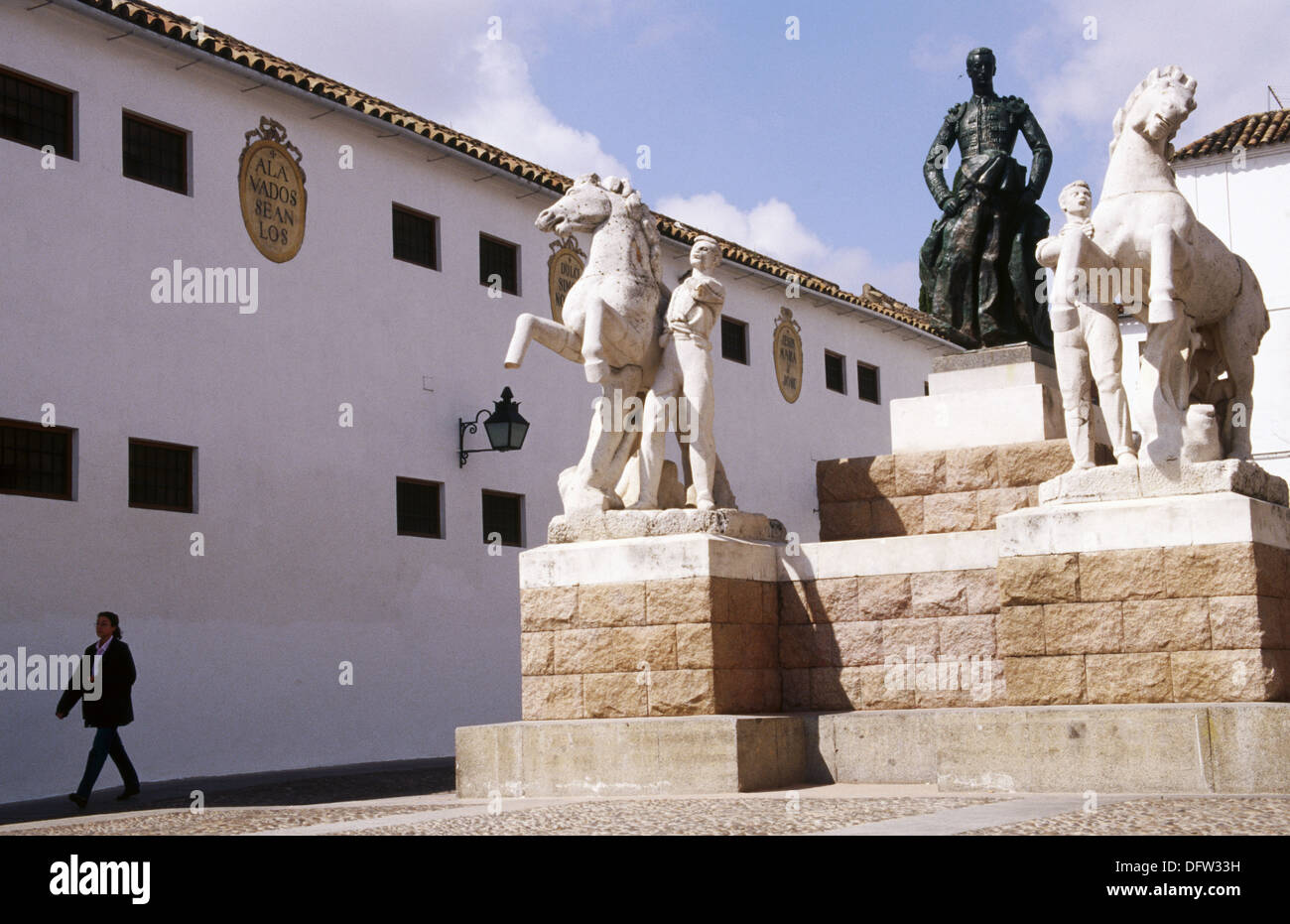 Statue of manolete hi-res stock photography and images - Alamy