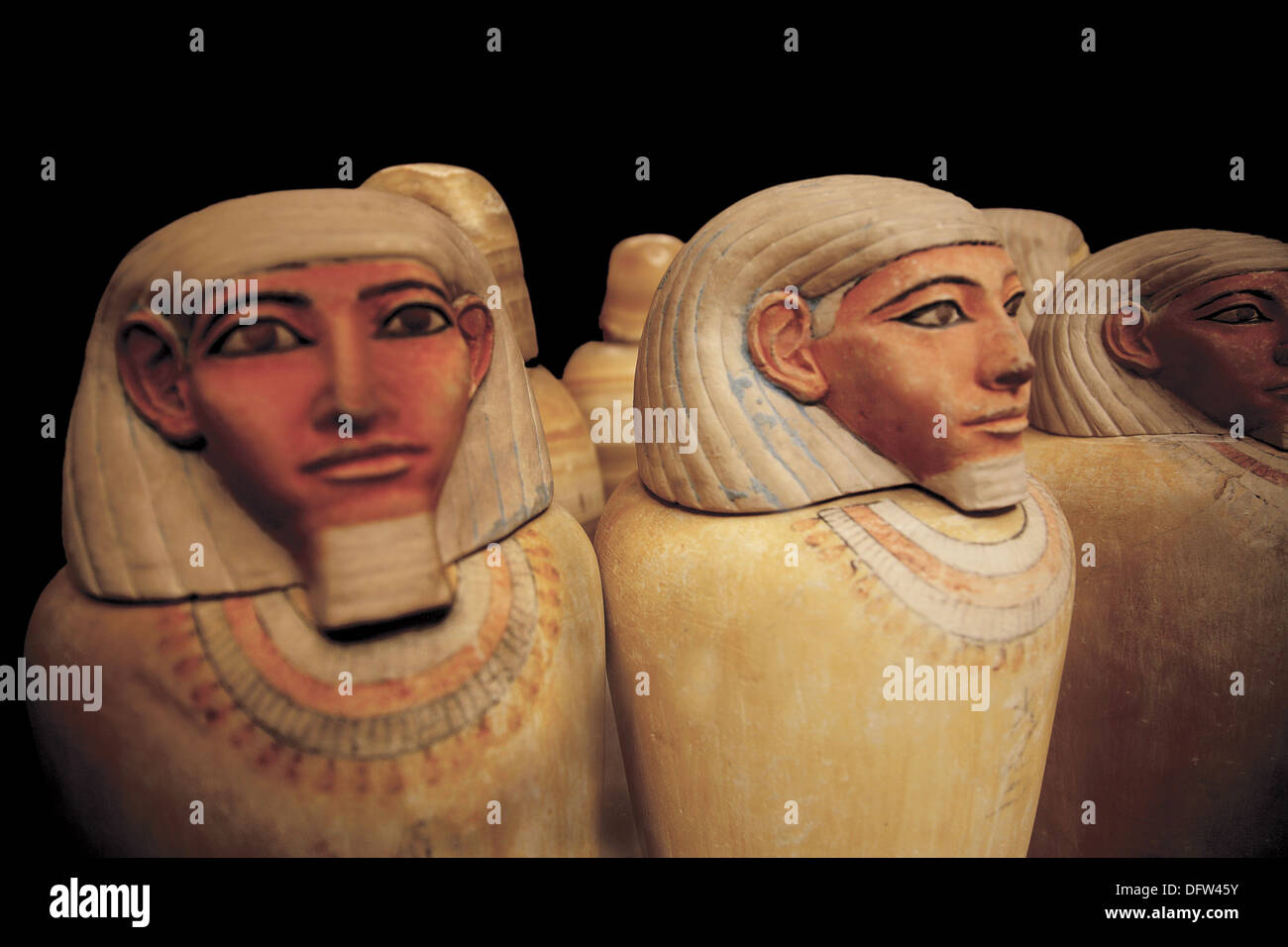 Embalming egypt art hi-res stock photography and images - Alamy