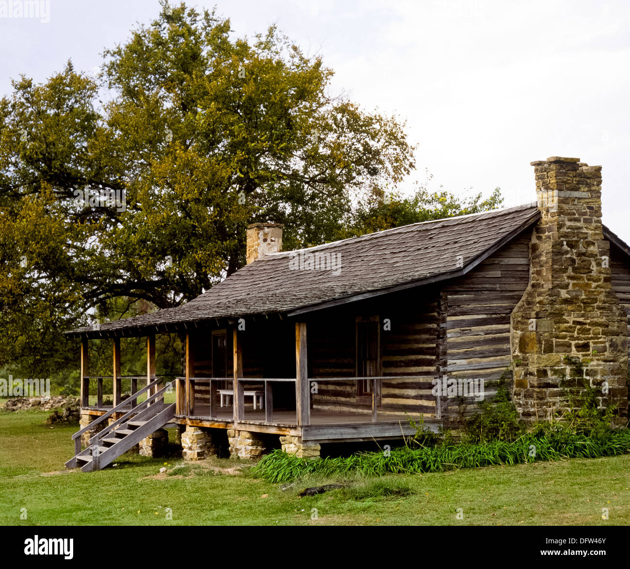 A log building at historic Ft. Gibson in NE Oklahoma Stock Photo - Alamy