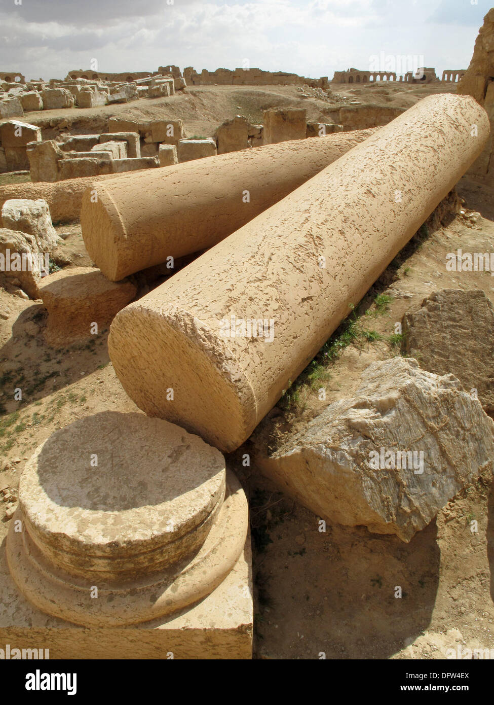 Resafa Archaeology High Resolution Stock Photography and Images - Alamy