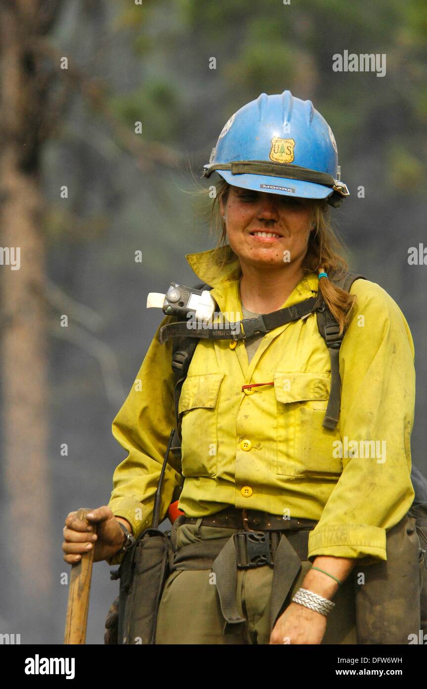 Lady fighter hi-res stock photography and images - Alamy