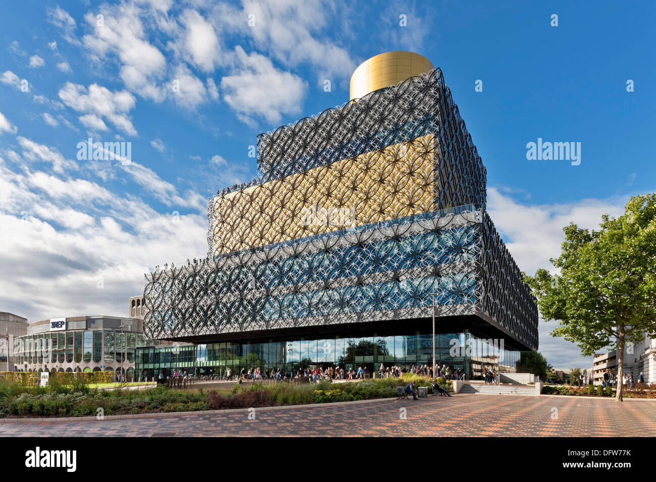 Library of Birmingham, Birmingham, United Kingdom. Architect: Mecanoo ...